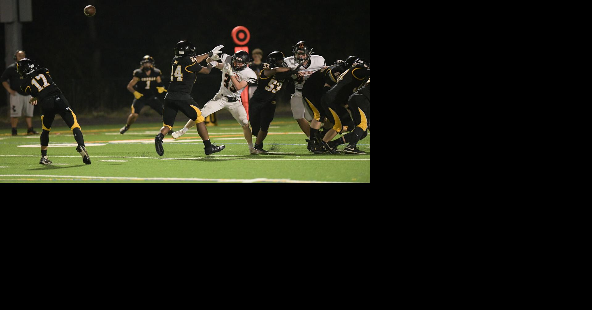 Rising Sun at Harford Tech Football | | cecildaily.com