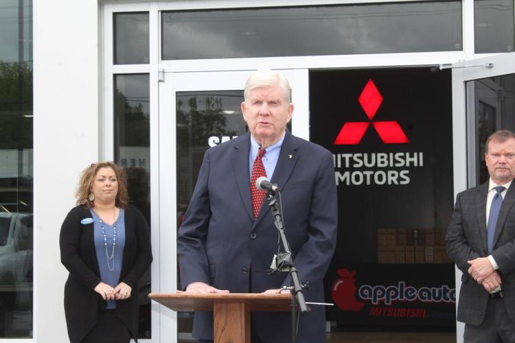 Biz Beat: Breathe Yoga Studio, Apple Auto Mitsubishi, Job Fair Thursday ...