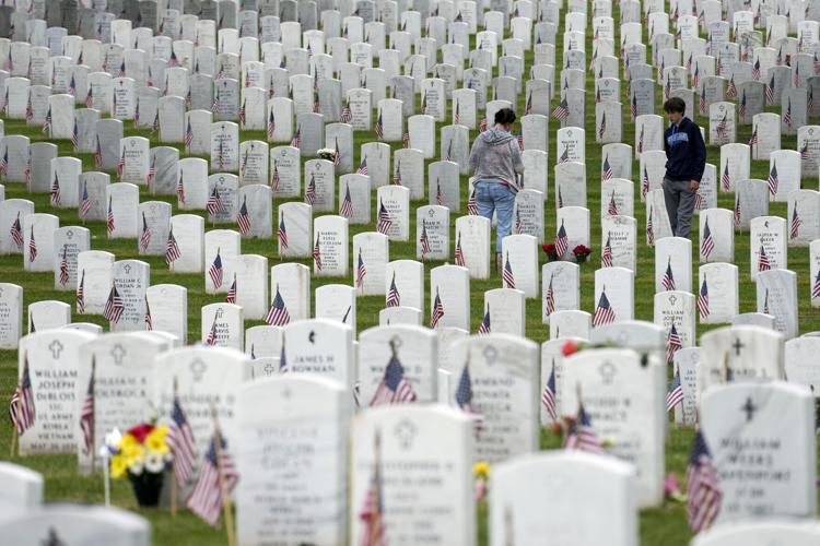 Biden on Memorial Day lauds generations of fallen US troops who 'dared ...