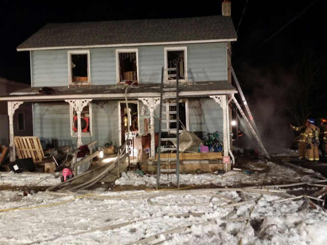 Fire leaves Zion family of six displaced | Local News | cecildaily.com