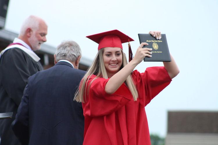 Bo Manor High grads encouraged to appreciate bridges | Schools ...