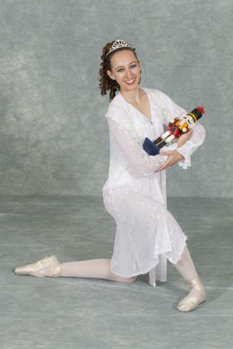 Cecil Dancenter brings out magic, tradition in 'The Nutcracker' | Arts ...