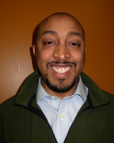 Morton puts ‘focus on the cake' in Port | Local News | cecildaily.com