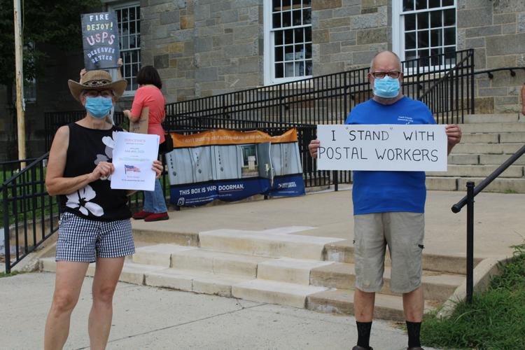 Protesters show support for postal service | News | cecildaily.com