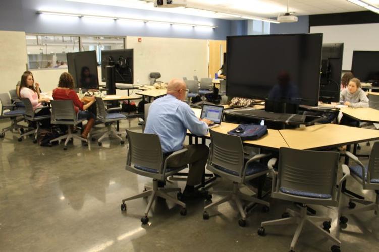 UD's new ISE Lab fosters collaborative learning | Regional | cecildaily.com