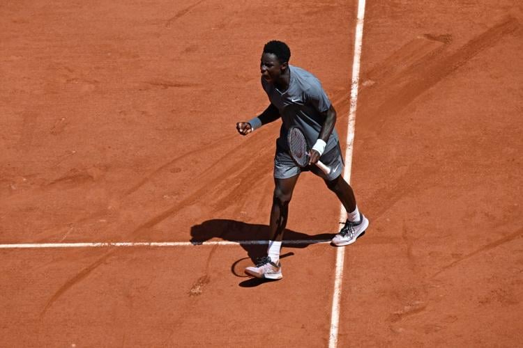 Who remains in contention after Jannik Sinner's surprise French Open ...