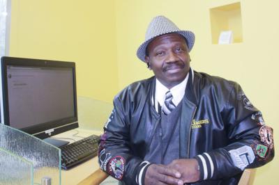 Computer classes at Perryville Library help veteran get back on his ...