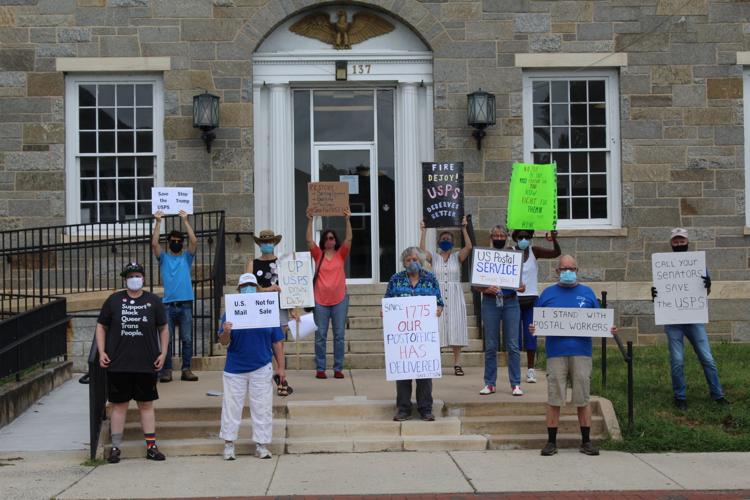 Protesters show support for postal service | News | cecildaily.com