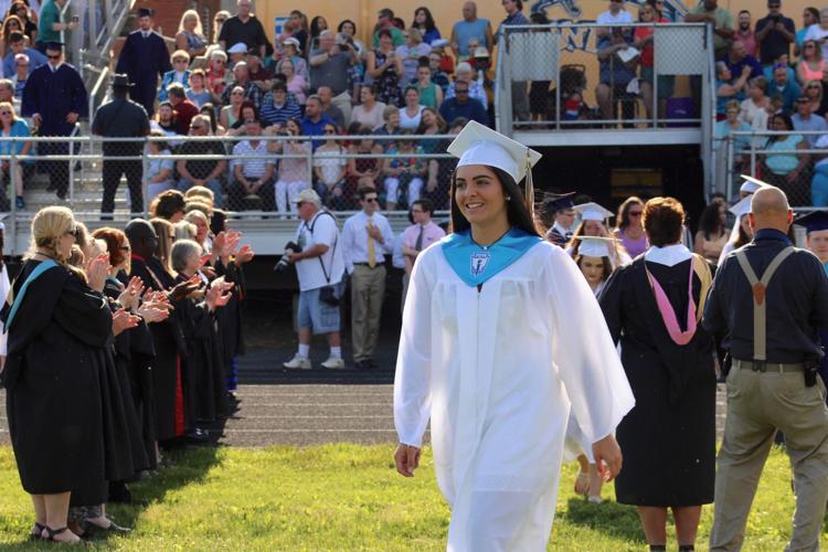 Perryville High graduates encouraged to 'define their dash' | Schools ...