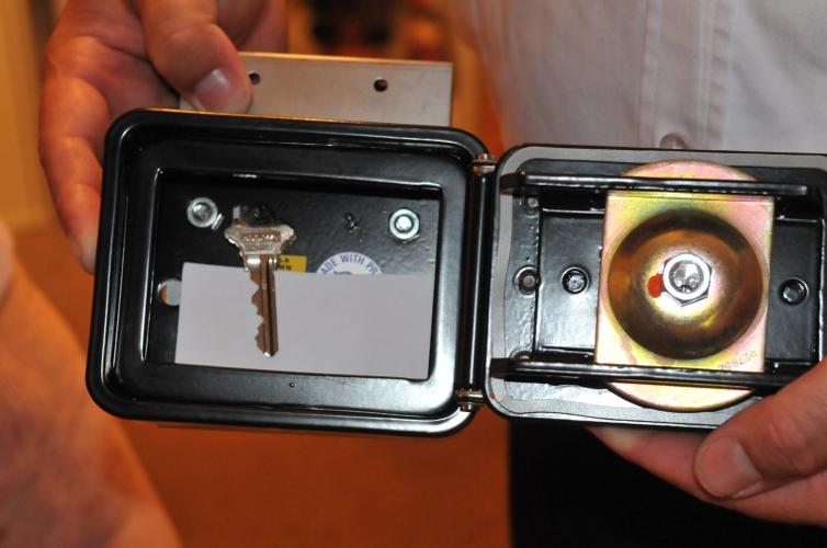 New program gives first responders access to senior's homes | Local ...