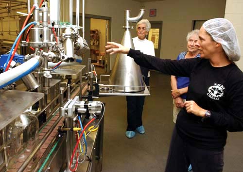 Behind the scenes at Kilby Cream (2 photos) | News | cecildaily.com