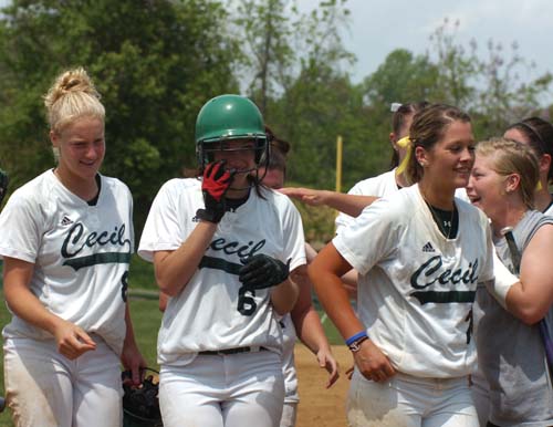 Cecil advances to World Series: Shockley uses glove, bat to lift ...