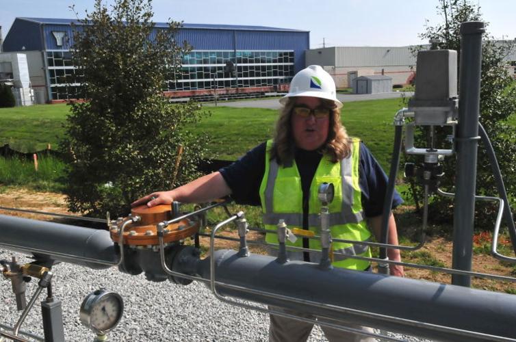 On the job: Natural gas technician | Business | cecildaily.com