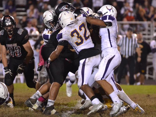 PHOTOS: Elkton vs. Bohemia Manor football | Sports Gallery | cecildaily.com