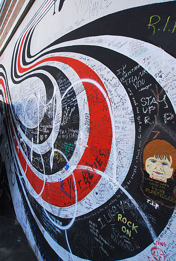 A gentle reminder of Elliott Smith's striking talent | Music ...