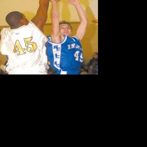 Wilford shoots Indians to win | Sports | cecildaily.com