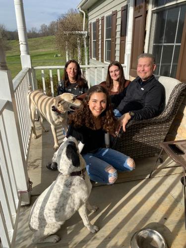 Rising Sun woman running Boston Marathon to honor terminally ill dad ...