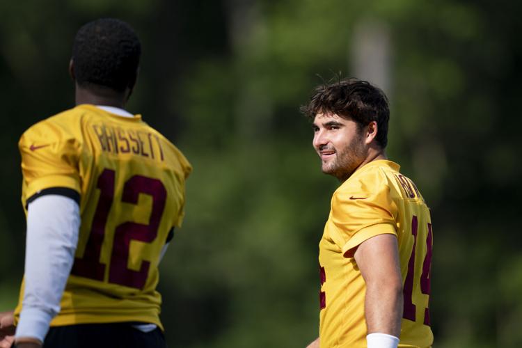 Howell gets chance to show Commanders he should be starting QB ...