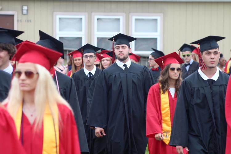 Bo Manor High School graduation | Featured | cecildaily.com