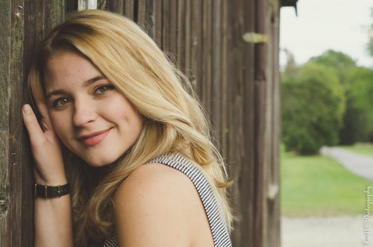 Artist Spotlight: Jen Roth shows art alongside family | Cecil ...