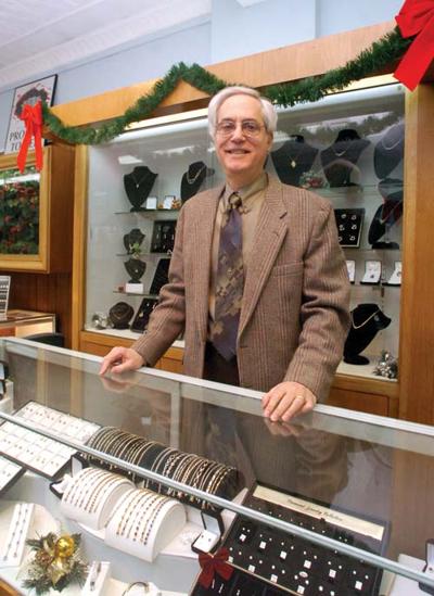 ON THE JOB: Jeff Seidel of Colonial Jewelers | Business | cecildaily.com