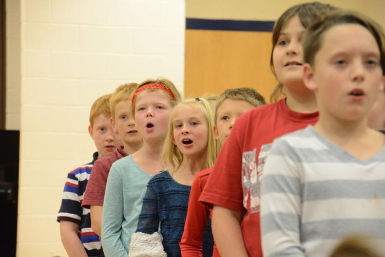 Calvert Elementary School honors veterans | Schools | cecildaily.com
