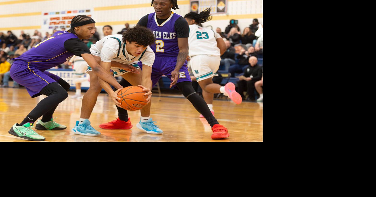 Elkton holds off Patterson Mill rally to win UCBAC title | Push ...