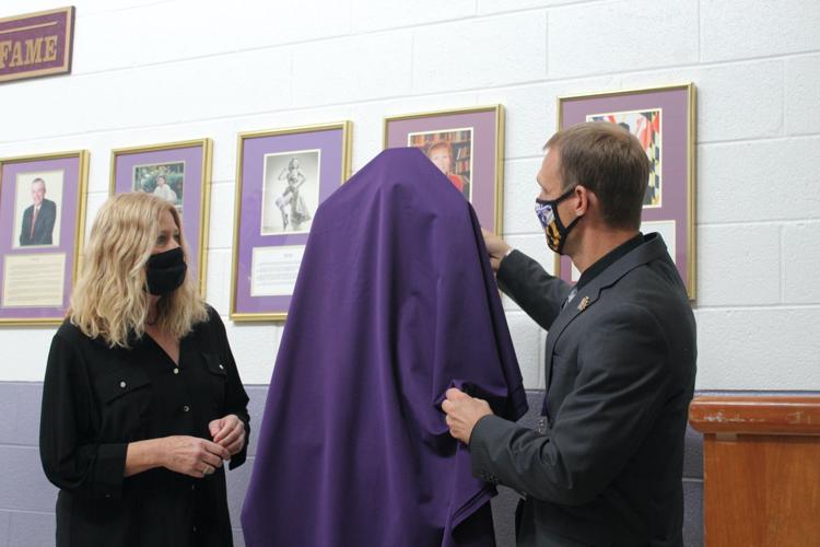 Elkton High School honors Class of 1955 alumnus Harry Perry McCommon ...