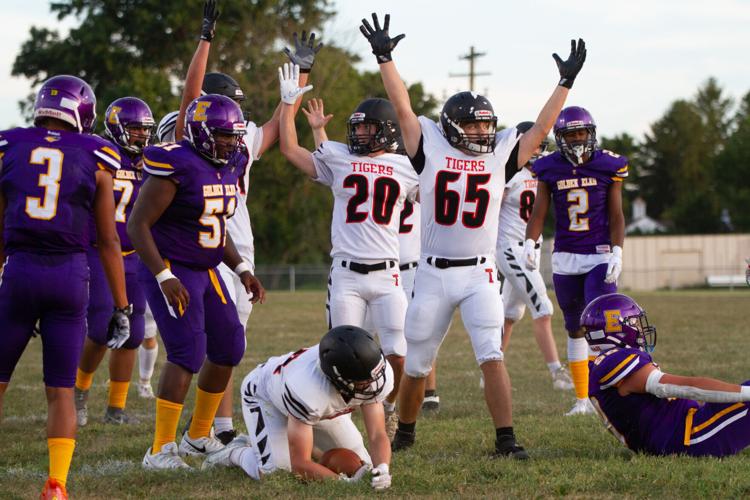 FOOTBALL PREVIEW: Rising Sun alum set to take over Tigers football ...