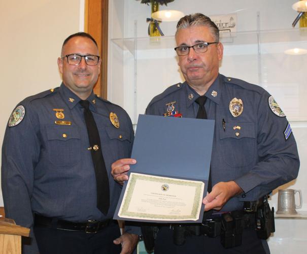 Perryville promotes two officers | News | cecildaily.com
