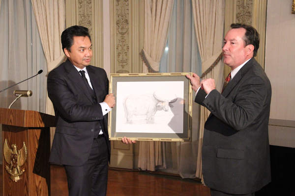 ‘Ebu Gogo’ takes Cecil County author to Indonesian Embassy | Local News ...