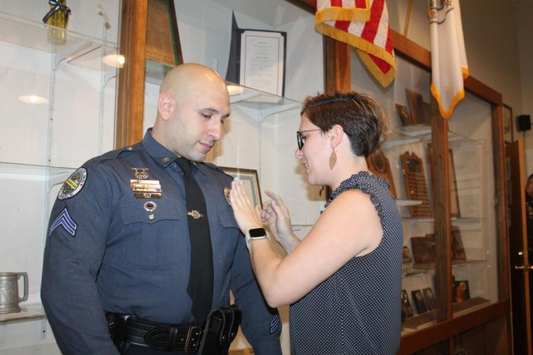 Perryville promotes two officers | News | cecildaily.com