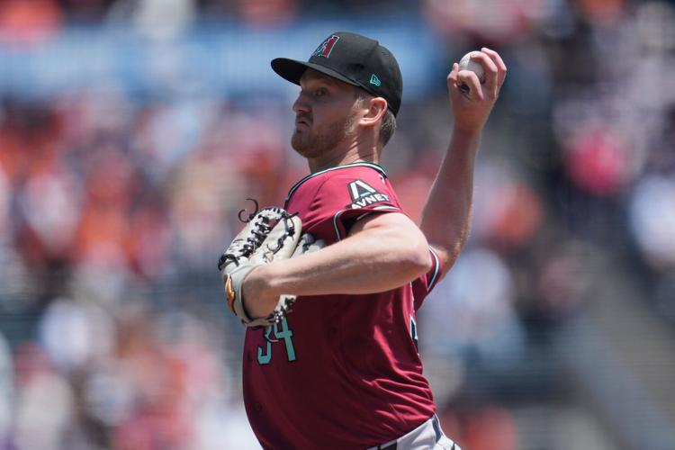 Diamondbacks beat Giants 3-2 for series sweep, 10th win in 11 games ...