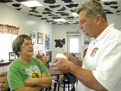 Ag secretary visits Kilby Cream on Ice Cream Trail | Business ...