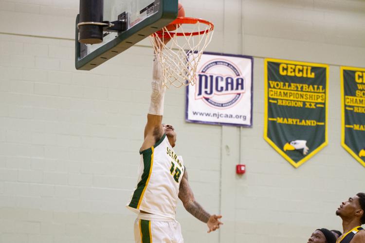 Carrington's game-winner highlights Seahawks' 1-1 weekend at Cecil ...