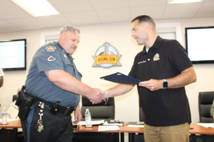 Despite recent additions, local police departments facing hiring ...