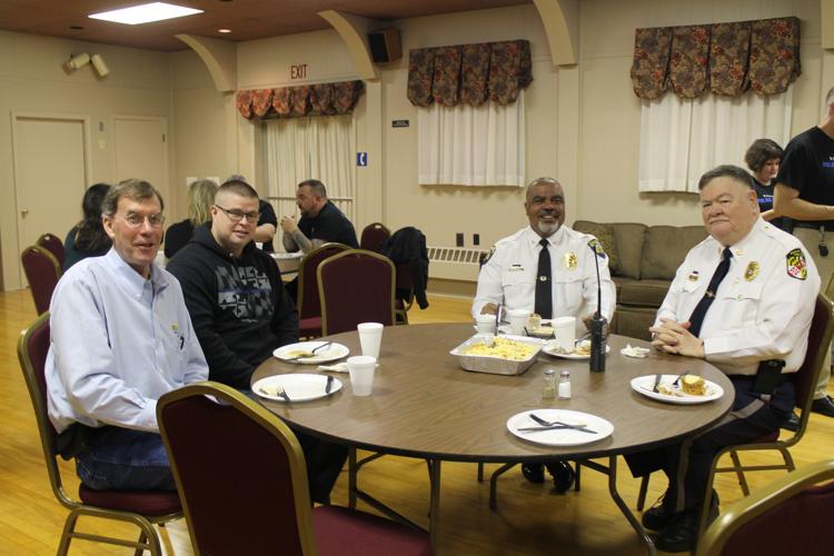Rising Sun thanks police with hearty breakfast | Local News ...