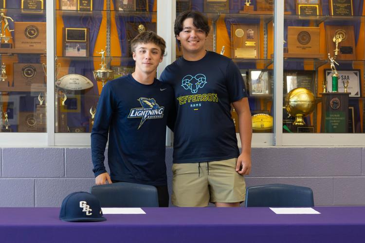 Elkton's Potter, LaManna sign with Division II programs | Sports | cecildaily.com