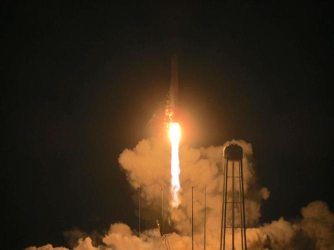 Cecil couple witnesses Va. rocket launch disaster | Local News ...