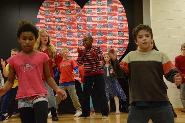 Calvert Elementary School honors veterans | Schools | cecildaily.com