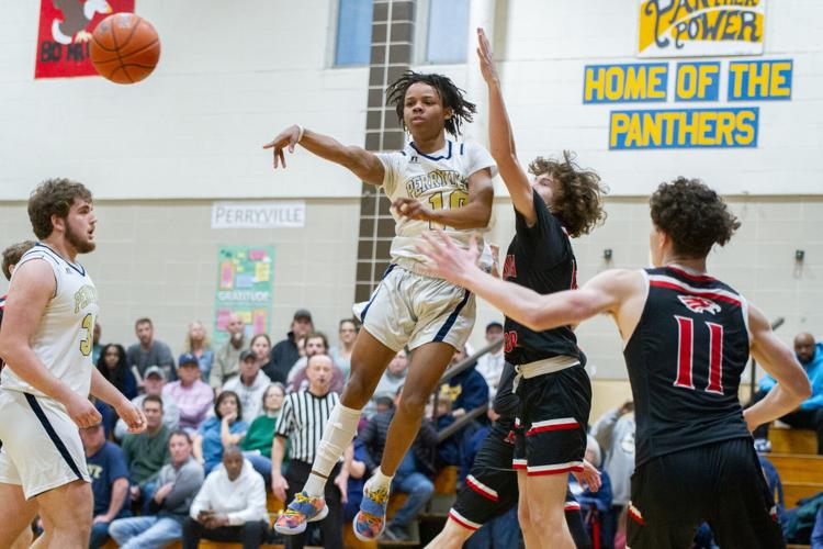 Clark, Richards provide crucial minutes as Perryville moves on in ...