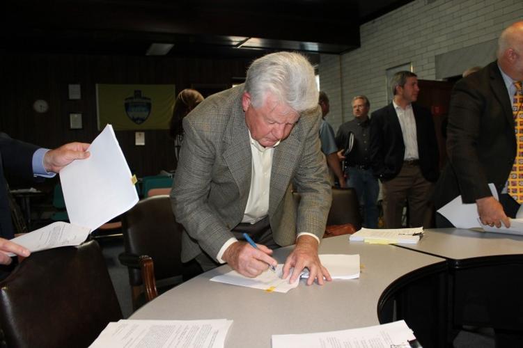 Bainbridge partners sign new agreement | Local News | cecildaily.com