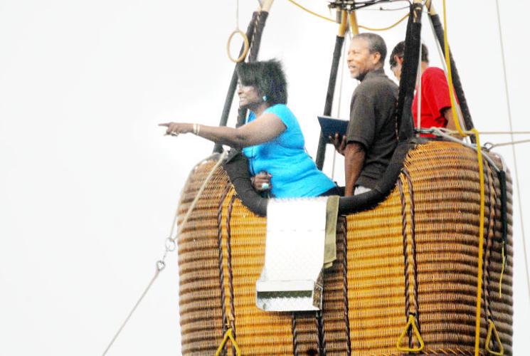 Chesapeake Balloon Fest glows despite the weather | Regional ...