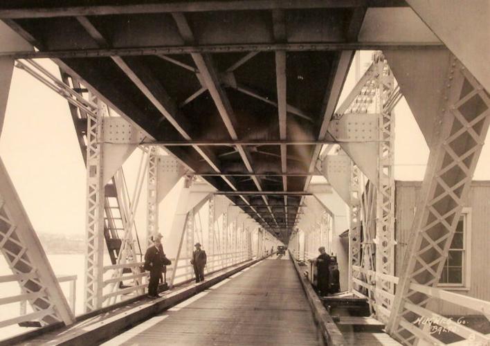 double decker bridgewater