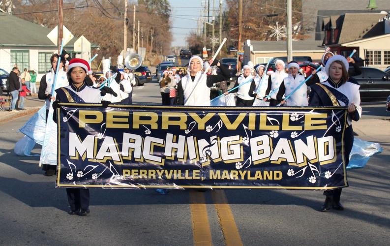 Season's greetings plentiful during Christmas Parade in Perryville ...