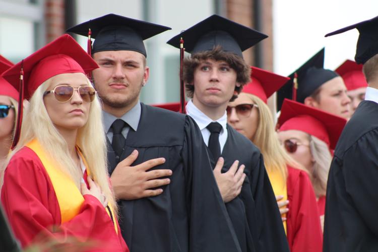 Bo Manor High School graduation | Featured | cecildaily.com