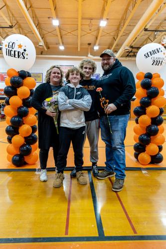 Rising Sun wrestling routs Harford Tech, Havre de Grace on senior night ...
