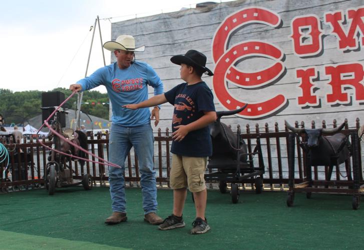 Danny Grant's Cowboy Circus gets crowds engaged at the fair ...