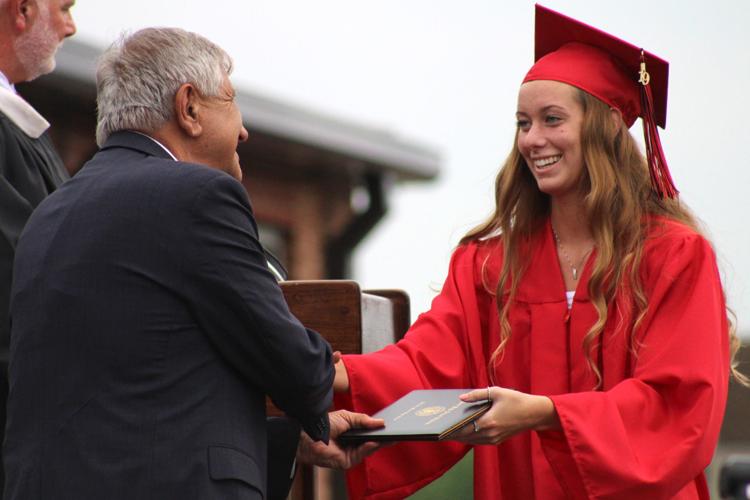 Bo Manor High grads encouraged to appreciate bridges | Schools ...
