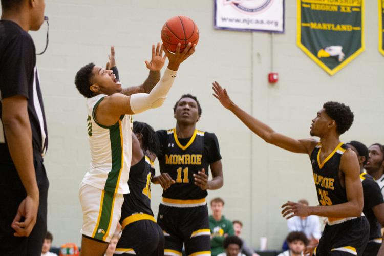 Carrington's game-winner highlights Seahawks' 1-1 weekend at Cecil ...